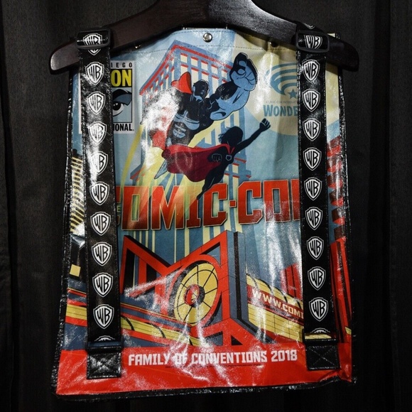 Comic Con | Bags | 28 San Diego Comic Con Warner Brothers Teen Titans ...